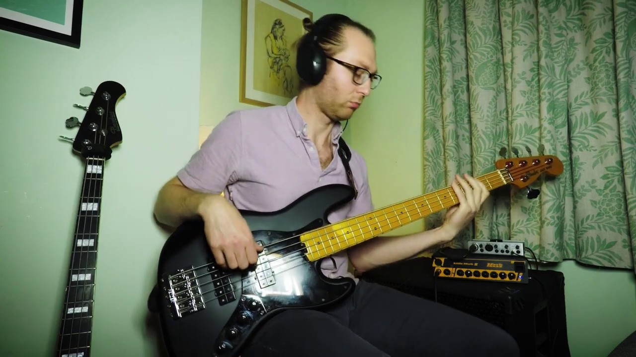 The Man Bass - The Killers - SeanyTbass - YouTube