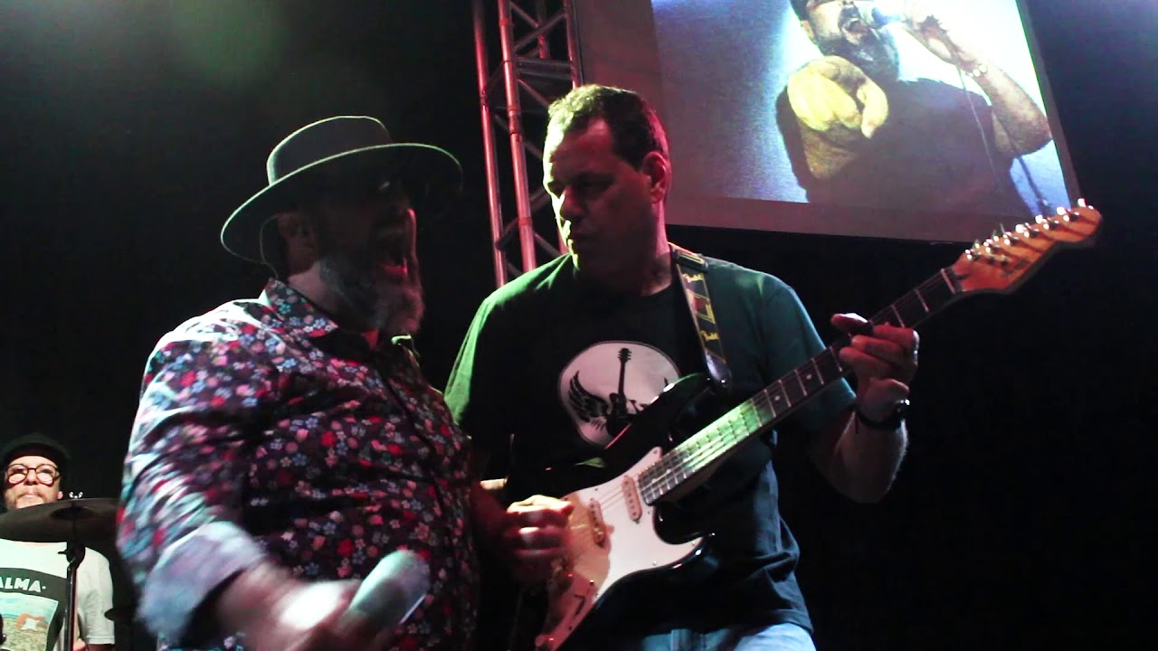 Alma Rock and Roll - Teaser do DVD "Ao Vivo no Rock Experience" - YouTube