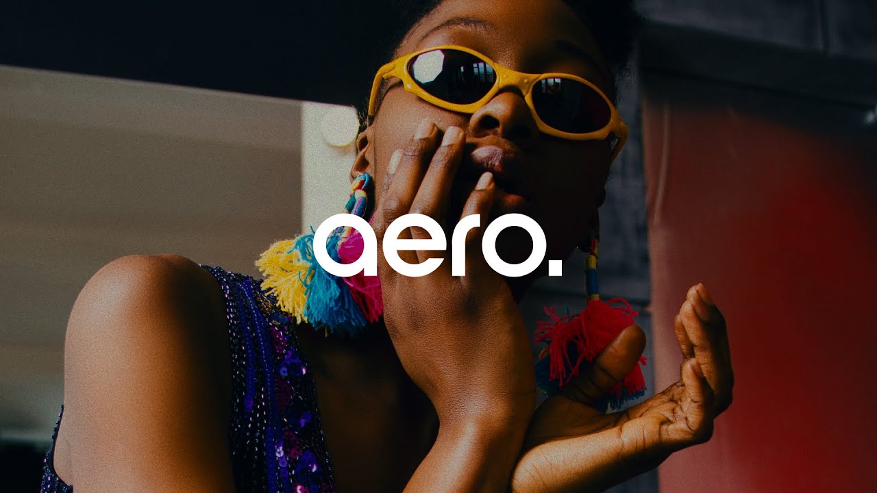 Ev Wilde - Dancing In The Dark - YouTube