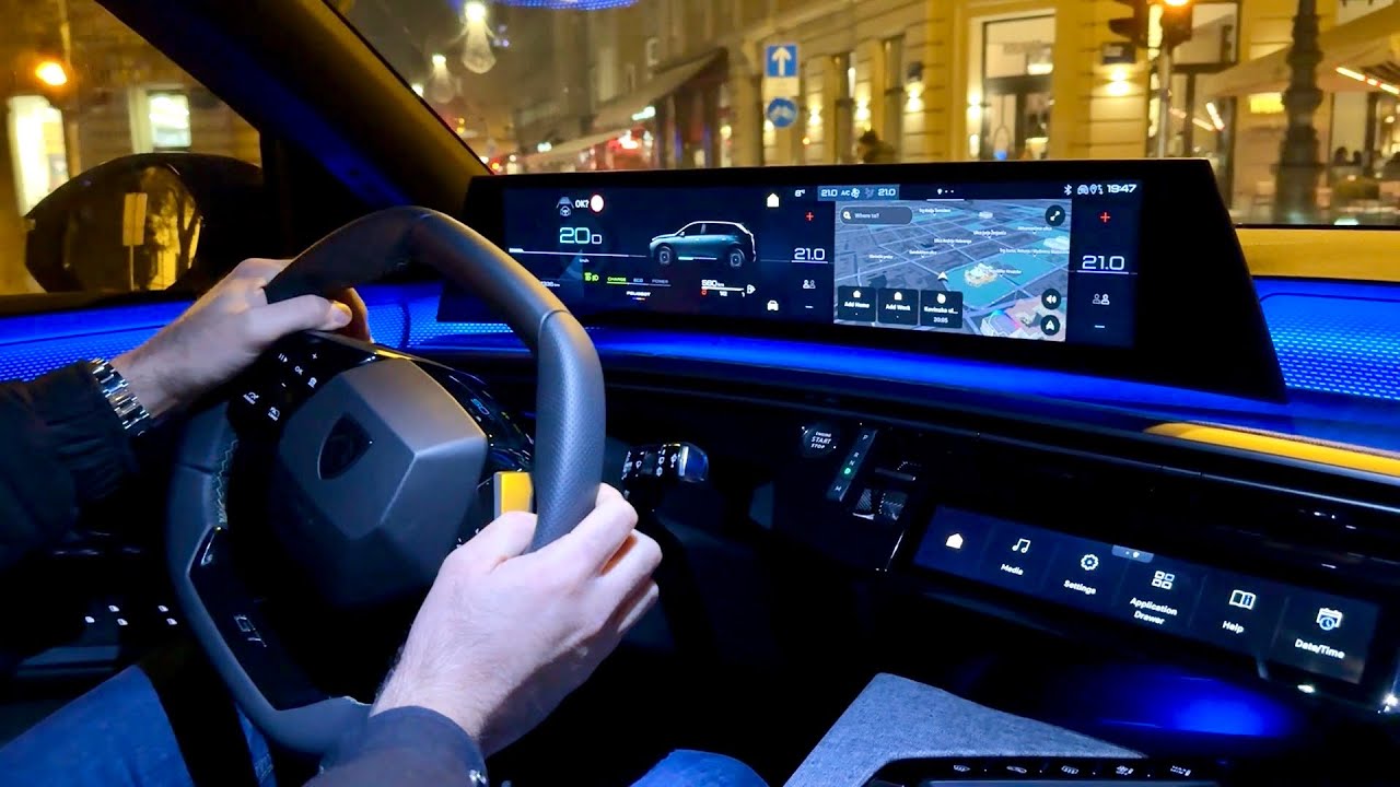 PEUGEOT 5008 48V Hybrid 2025 - NIGHT DRIVE in the city (EPIC AMBIENT ...