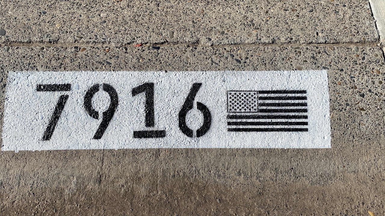 Curb painting can be a great fill in for income. #curbpainting - YouTube