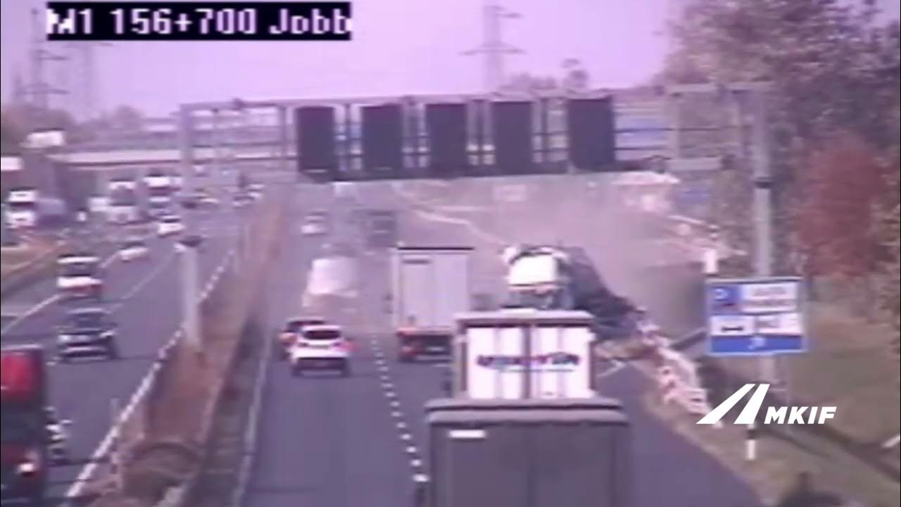 Felöklelte a kisteherautót az M1-esen - MKIF Zrt. - YouTube