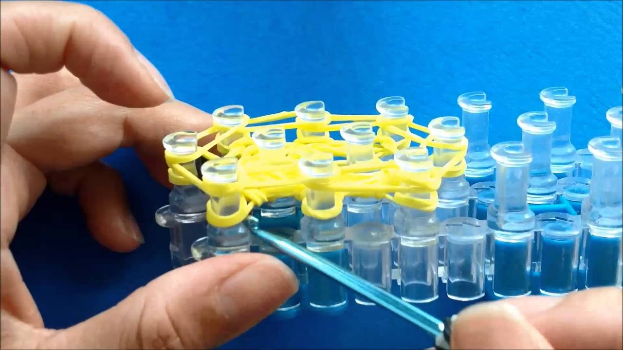 Rainbow Loom 3D Smiley Face - How to make with loom bands - YouTube