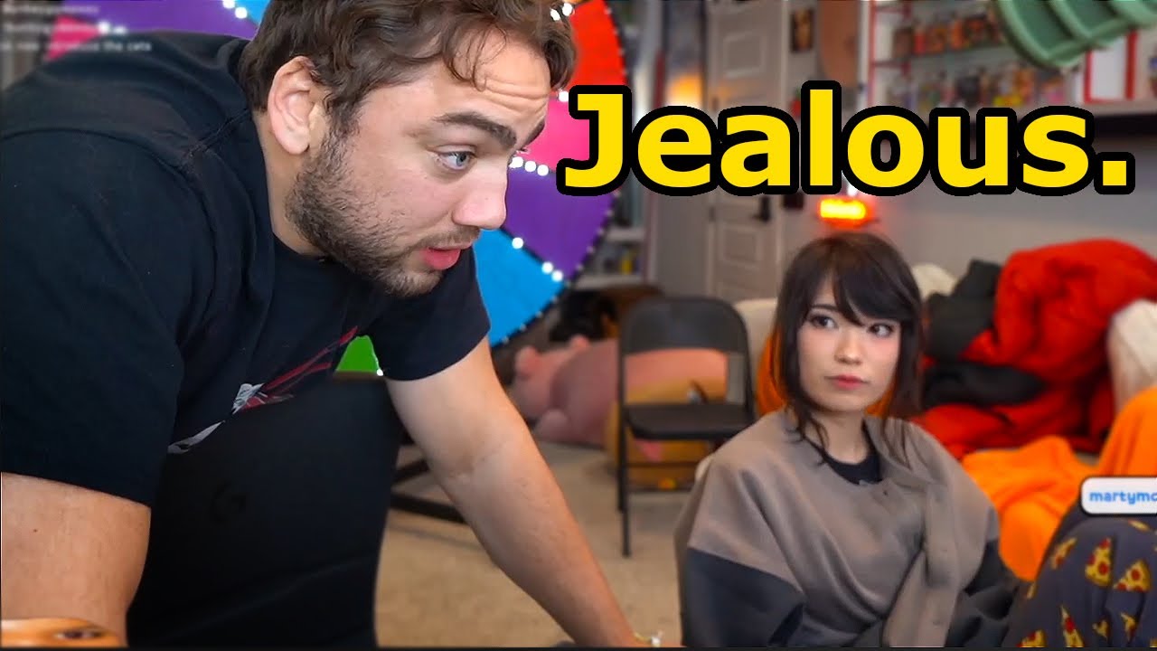 Emiru is way more Loved than Mizkif - YouTube