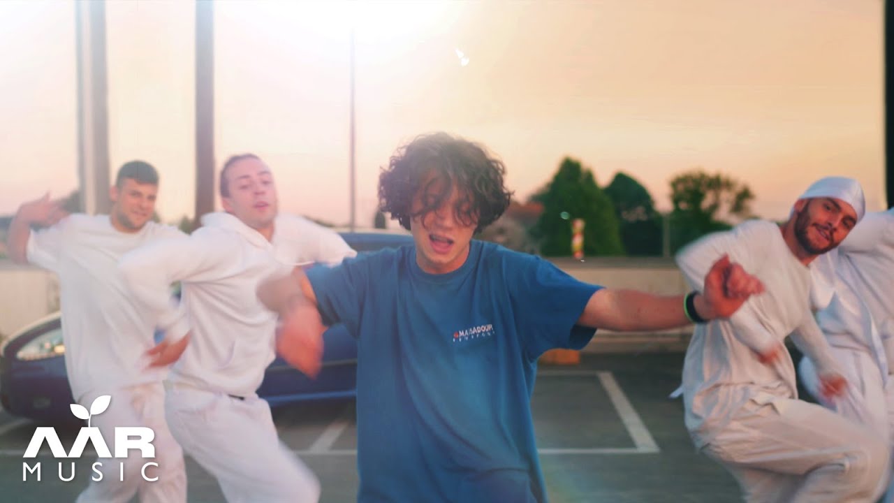 Slaky - C'est la weed (Prod. By Zin) - YouTube