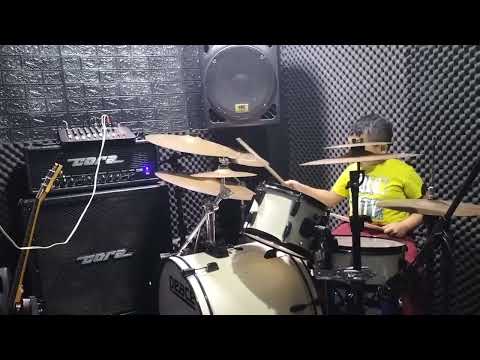 Bocil 7 tahun belajar drum!!