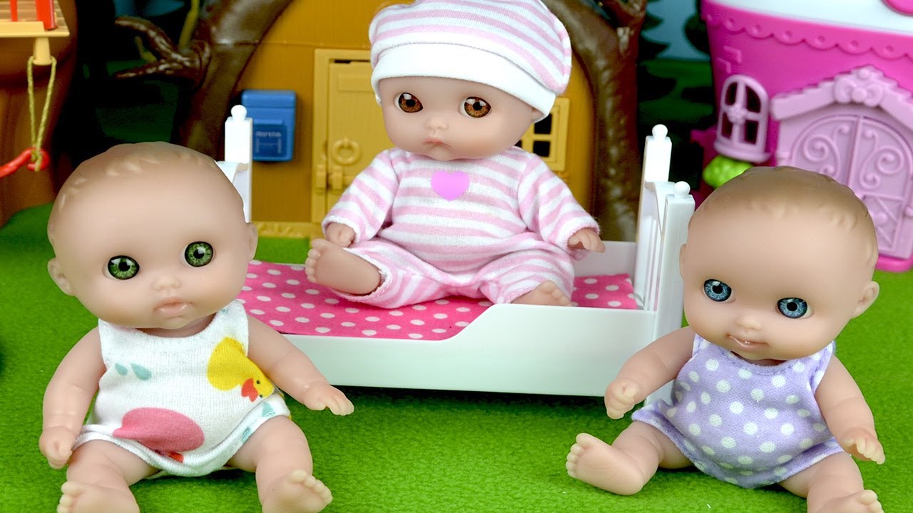 Five little babies baby doll jumping on the bed Nursery Rhymes - YouTube