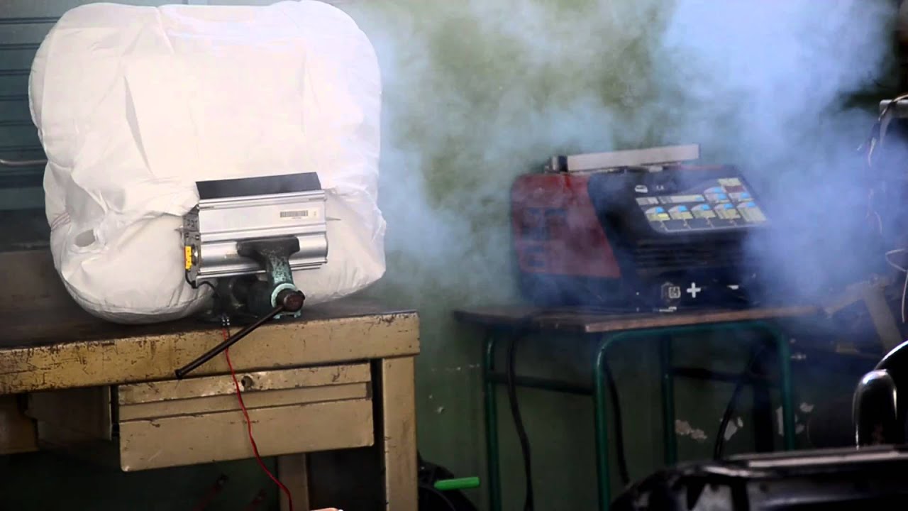 EXPLOSIÓN DE AIRBAG | Ciclos Formativos - YouTube