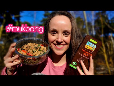 ASMR MUKBANG 🥗😋 AUSZEIT IM WALD🌲🌳 MIT AUSBLICK | MIT MIC SCRATCHING & NATURE SOUNDS 🕊️🦉 | GEFLÜSTERT