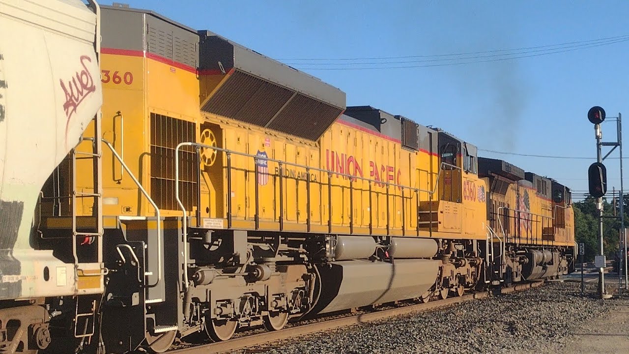 UP 6669 leads NB UEEDLK with a nice crew - YouTube