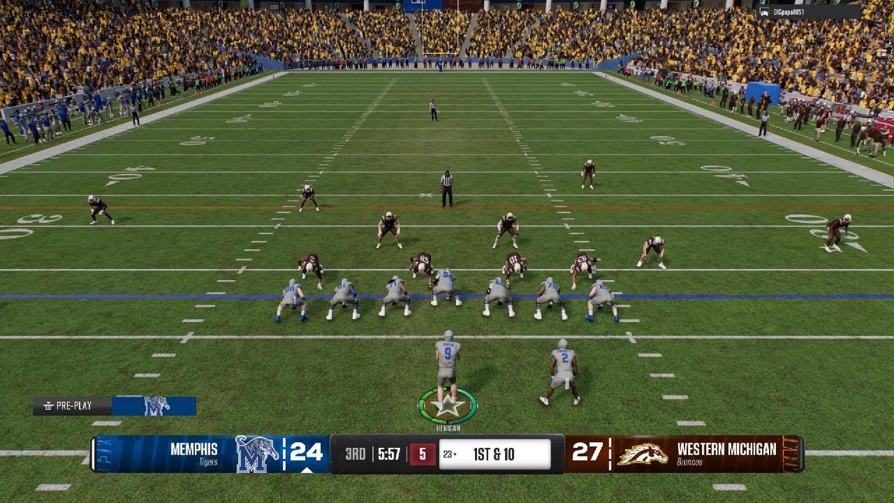 Memphis running back is unstoppable - YouTube