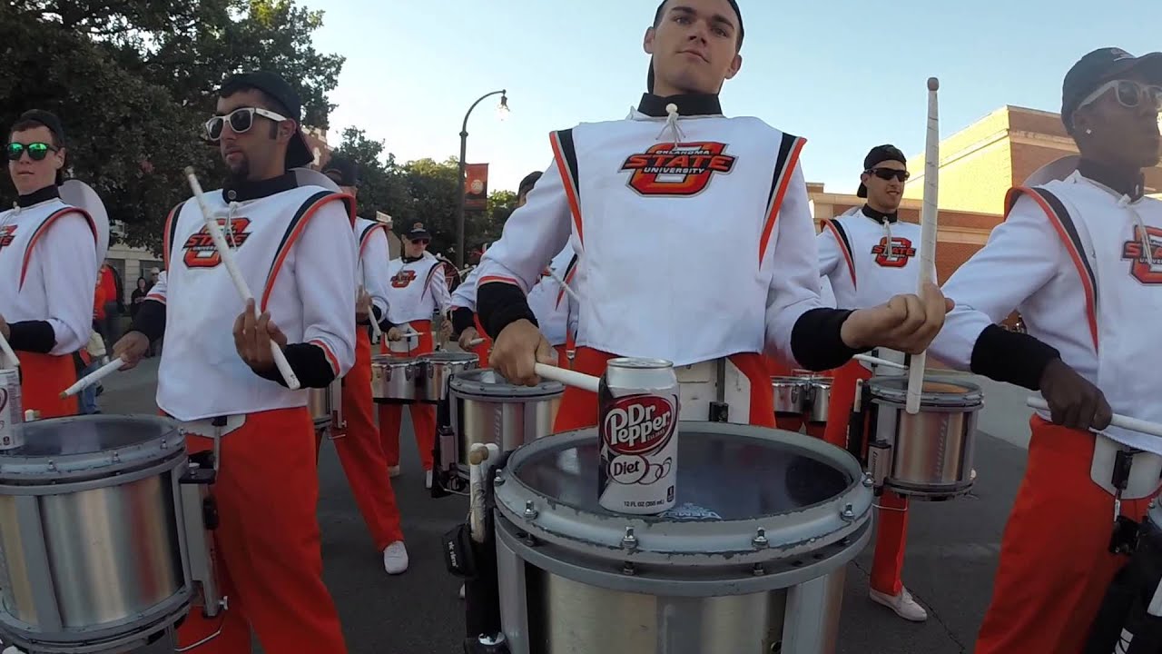 Dr Pepper Tailgates with Aly Akers - YouTube