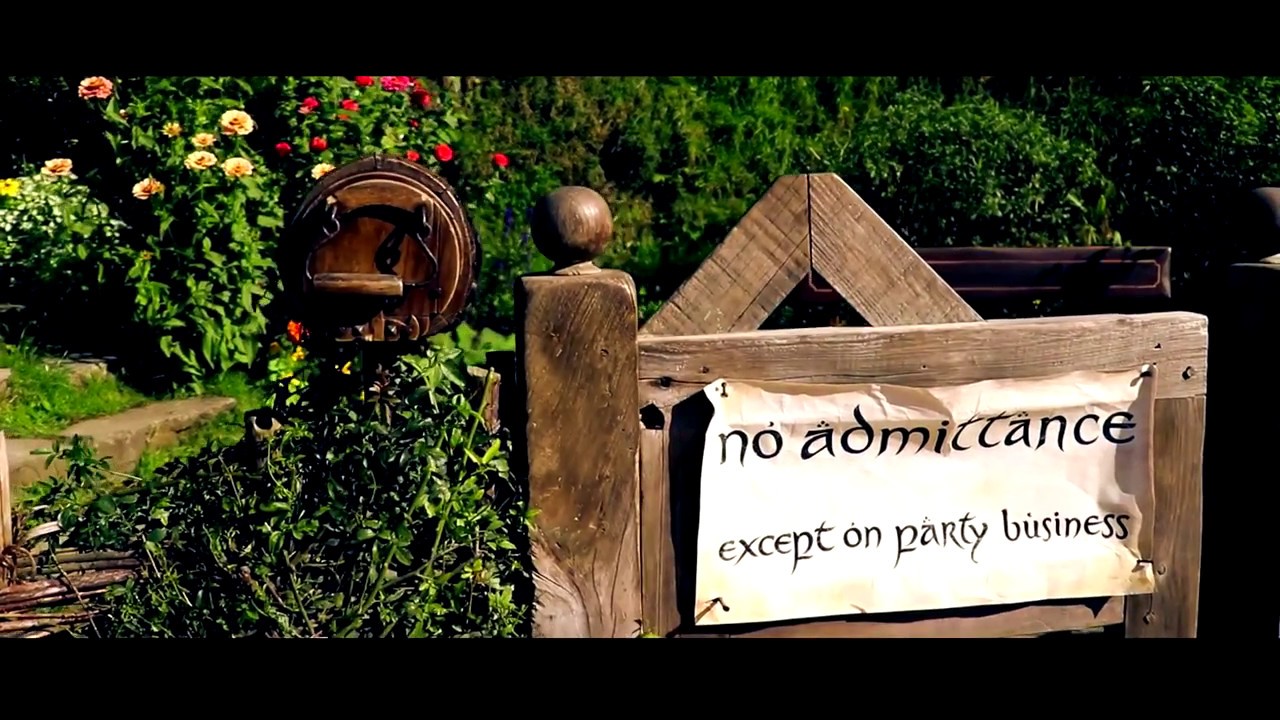 JOURNEY THROUGH MIDDLE EARTH - SHORT DOCUMENTARY - YouTube