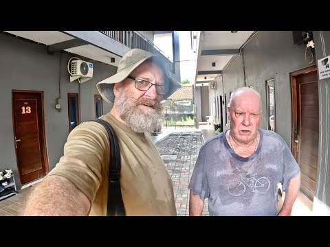 72 year-old Australian moved to Indonesia with only $20,000 and made it work!