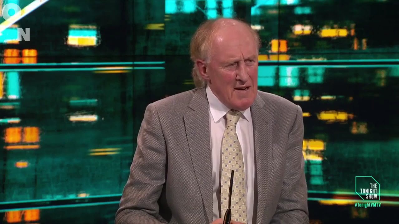 Dr Martin Feeley farts and explains why on the tonight show - YouTube