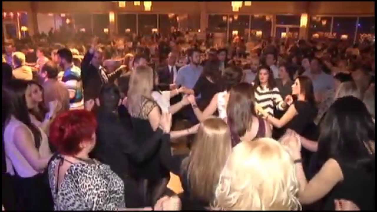 Στου παπά τα παραθύρια - Κώστας Γαρέφης - YouTube
