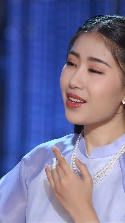 Mộc Anh cất giọng hát vạn người mê #bolero - YouTube