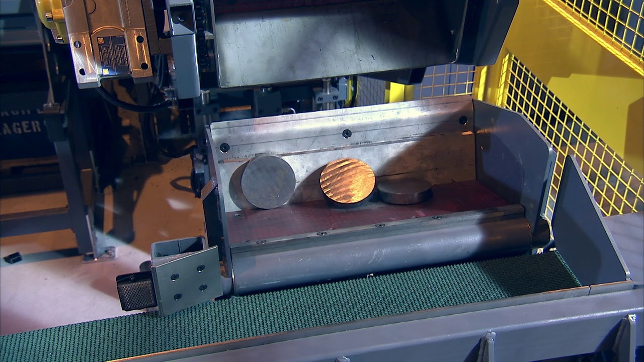 Scie automatique à hautes performances Exactcut - YouTube