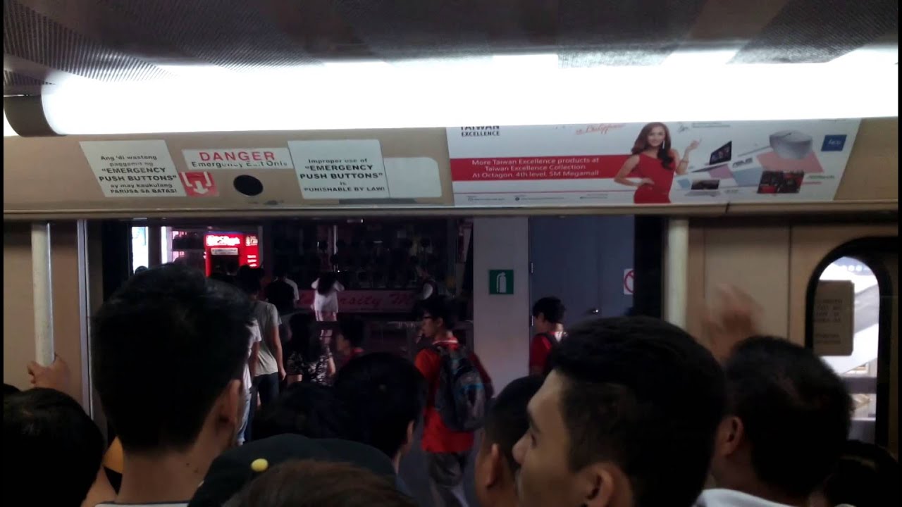 The amazing LRT power door - YouTube