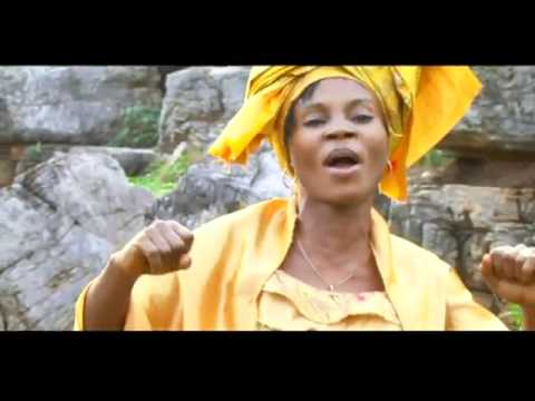 sr godé mbombo katshia katshia - YouTube