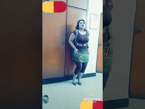 Sexy girl show her boobs and big ass