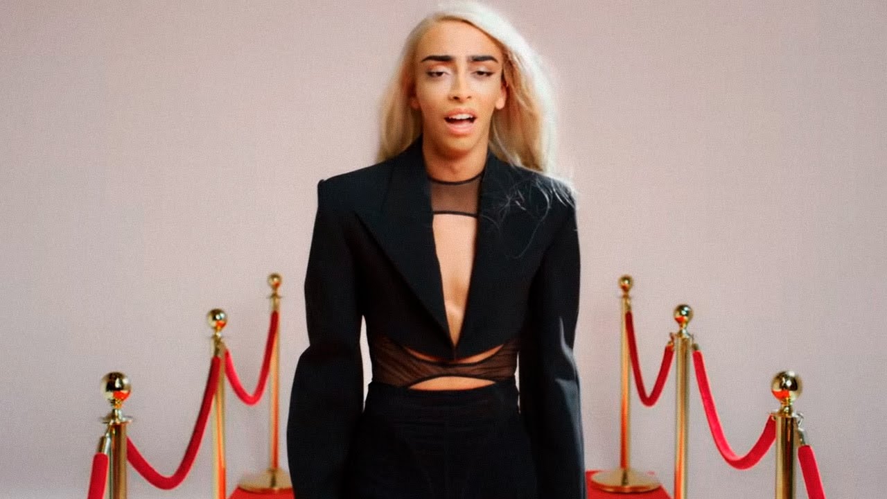 bilal hassani - flash (speed up) - YouTube