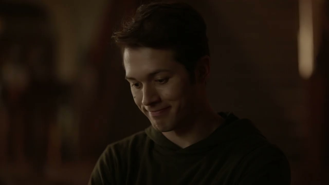 Legacies 4x09 MG, Ethan and Cleo talk. Jed tells them about Kaleb - YouTube