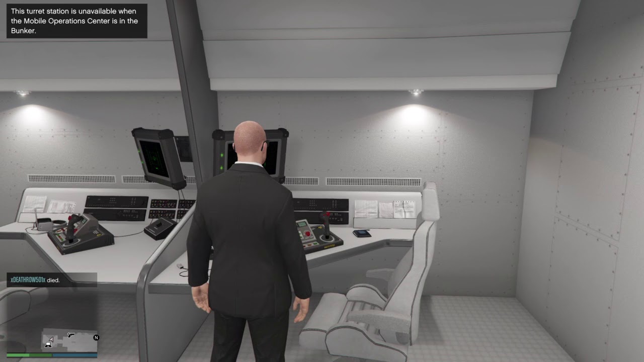 GTA Online - My Mobile Operation Center Glitches and Transports Me Back ...