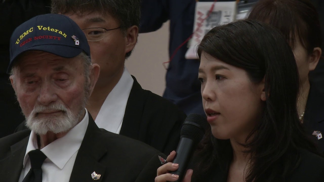 WWII Marine veteran returns ancestral flag to Japanese family (B-Roll ...