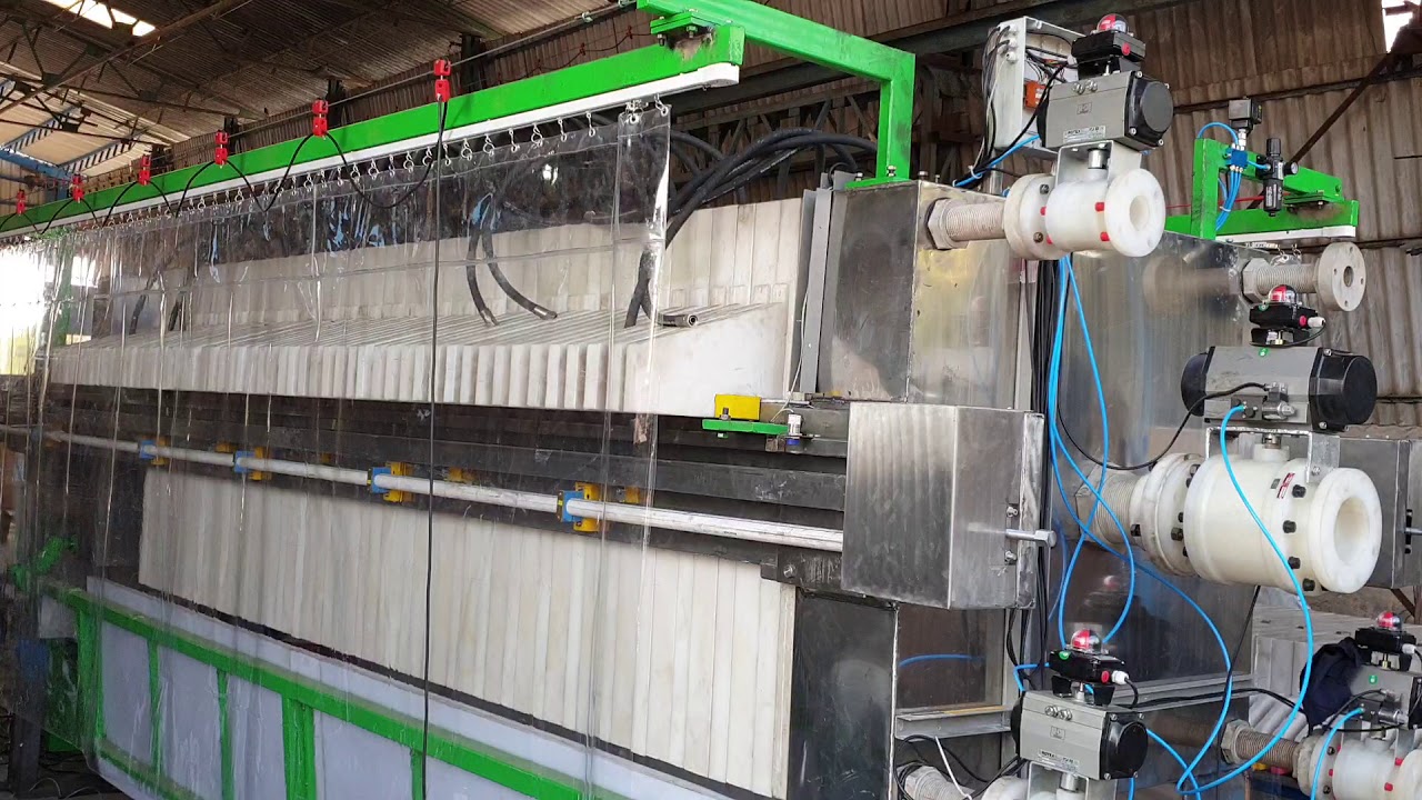 YOTANA FILTER PRESS - AUTO SPLASH GUARD SIDE CURTAIN - YouTube