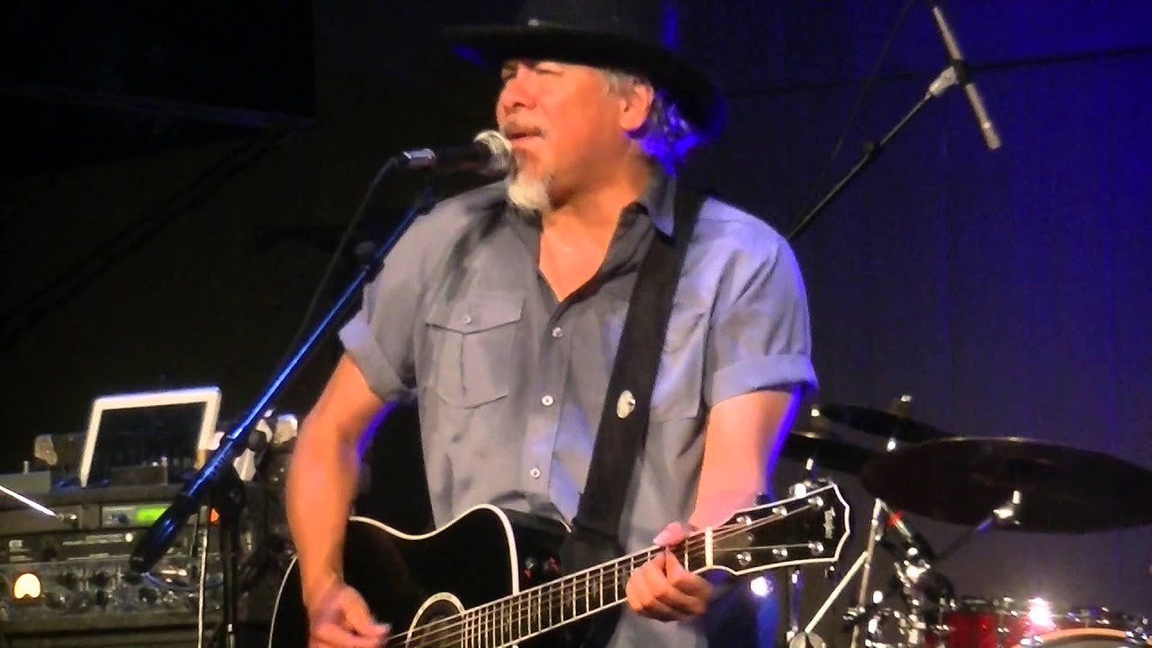 Sam Llanas-617 live in Delafield, WI 8-15-15 - YouTube