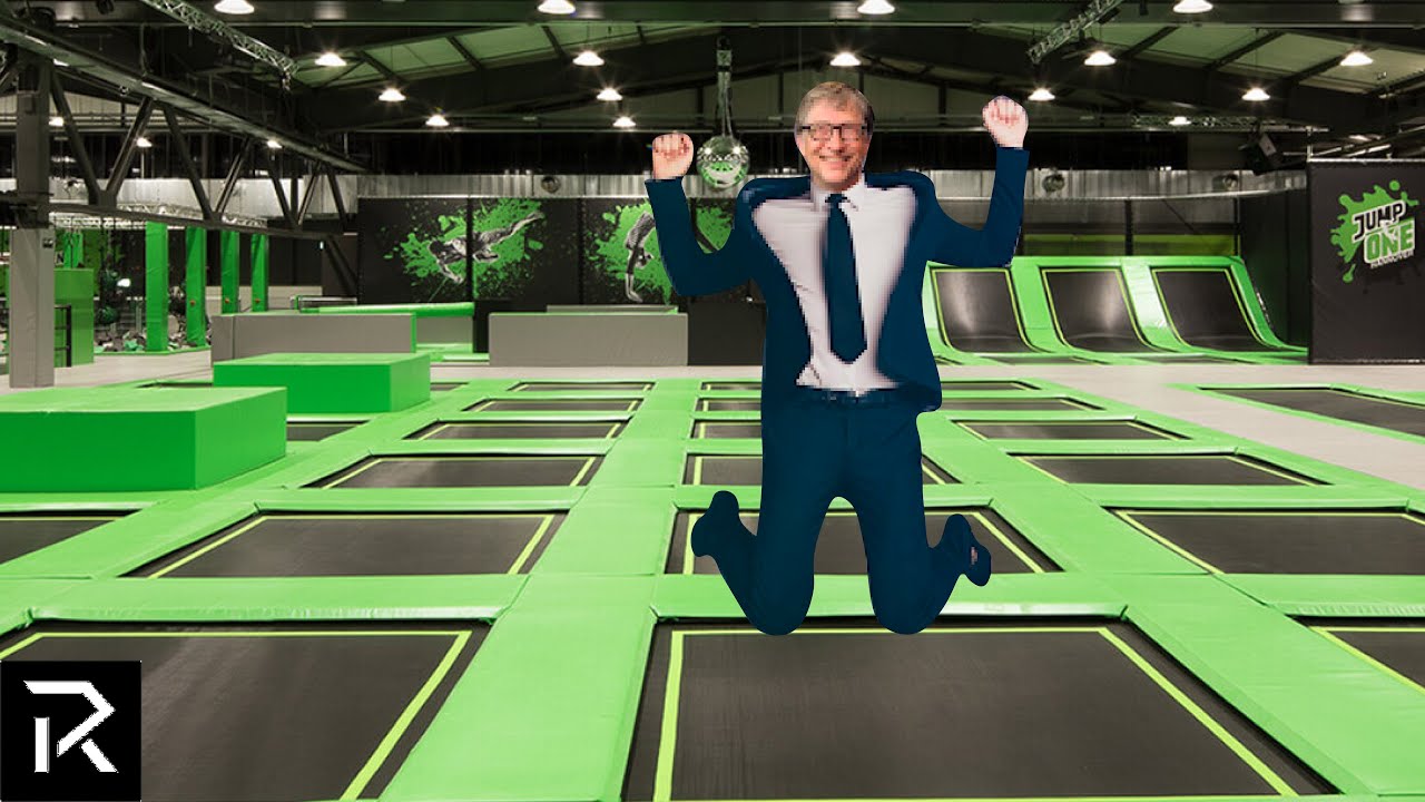 Bill Gates Has A Trampoline Room In His Mansion - YouTube