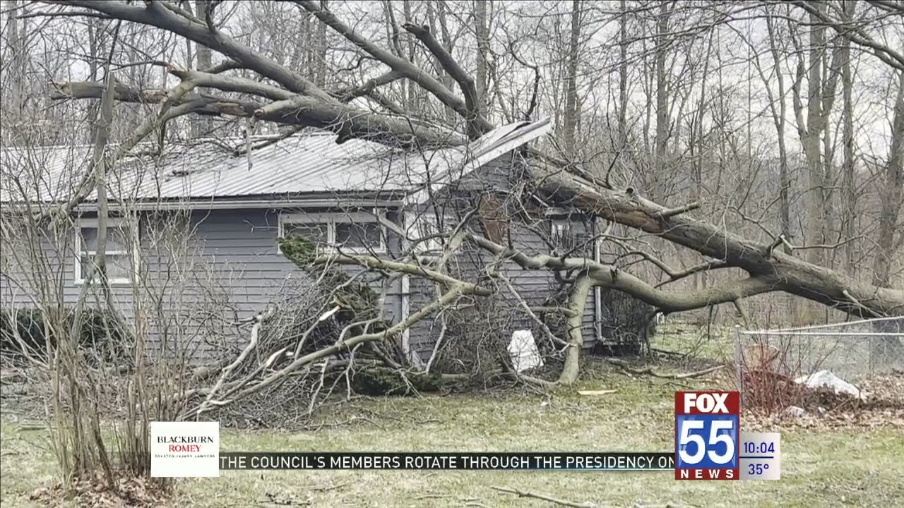 A look at tornado damage in Northeast Indiana - YouTube