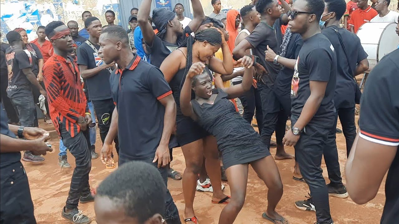 Best soloku carnival dance of the year, do the free dancing - YouTube