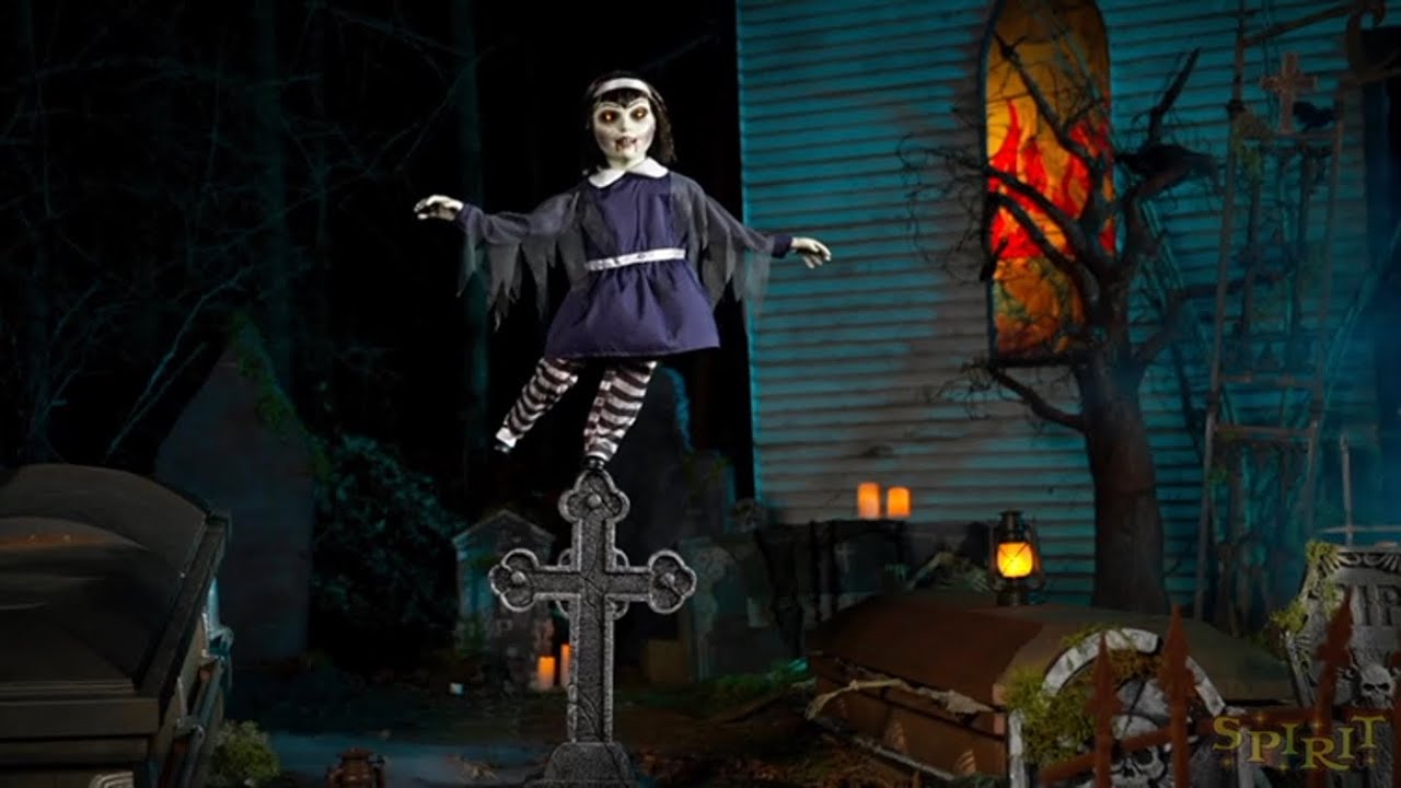 Grave Dancer | Spirit Halloween 2025 - YouTube