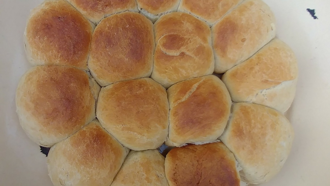 VLOG: Homemade Botswana Bread/ Borotho jwa Magala Maun Ruralafrican ...