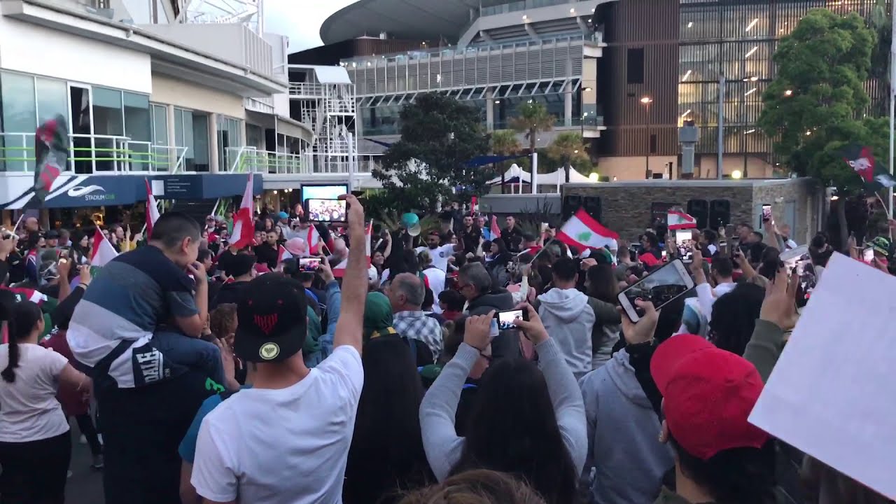 Lebanon fans Rugby League - YouTube