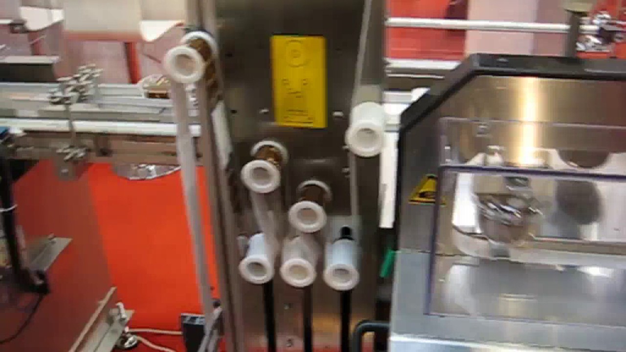 Bandall Automated Robotic Arm Clamshell Banding - YouTube