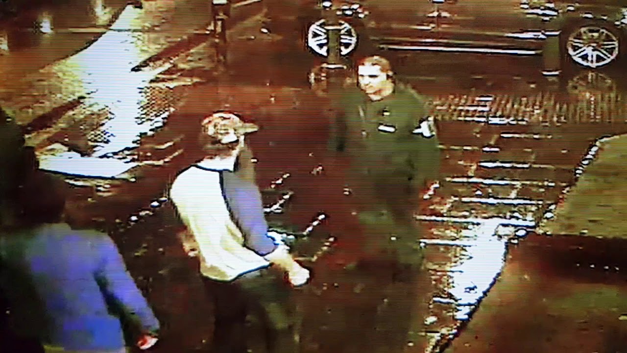 UK bouncer self-defence (slow motion) - YouTube