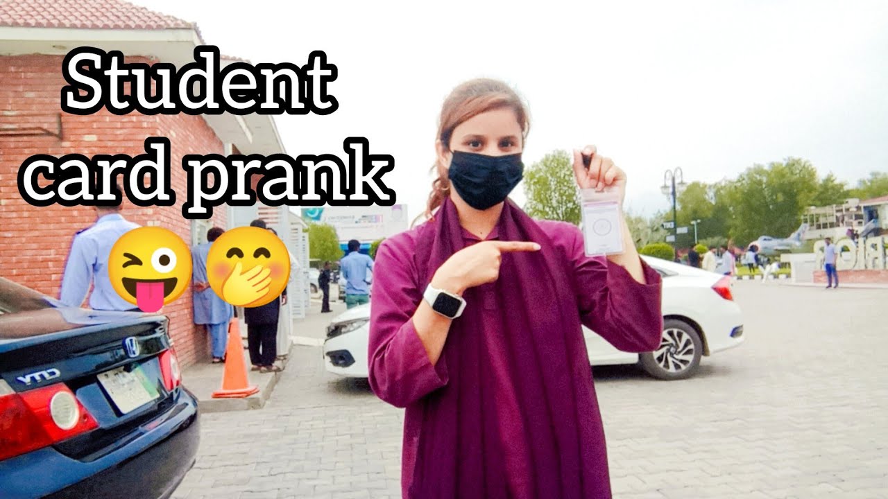 Student card prank with my friend😂|bht enjoy kiya 🥳 |Laib vlogs | - YouTube
