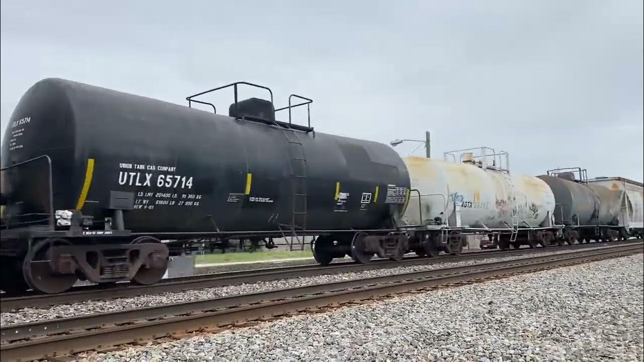 NS 119 Northbound through Reidsville NC with DPU - YouTube