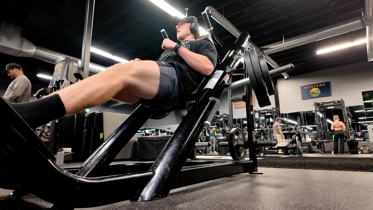 Crazy Leg Day | Bulk Day 85 - YouTube