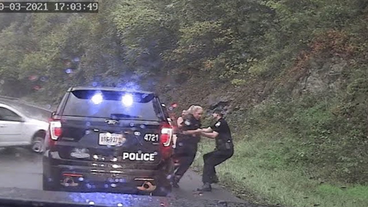 When Cops Almost Dìed Saving People!! - YouTube