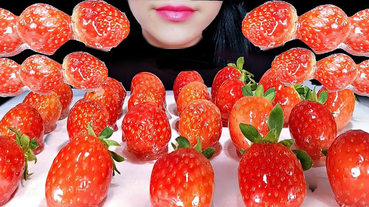 ASMR EATING CANDIED STRAWBERRIES 🍓🍓, TANGHULU #asmr #mukbang - YouTube