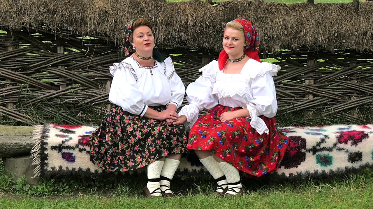 Voichita Nemes - Aseara pe inserat - YouTube