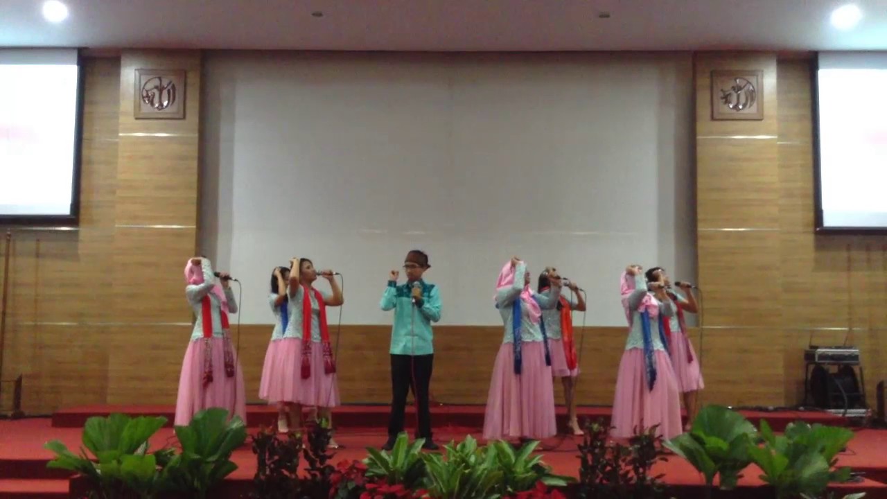 Vocal Group SMAN 24 Bandung - Nini Impor (Doel Sumbang) - YouTube