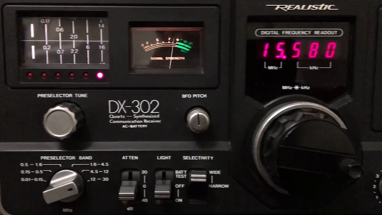 Realistic DX-302 Voice of America - YouTube