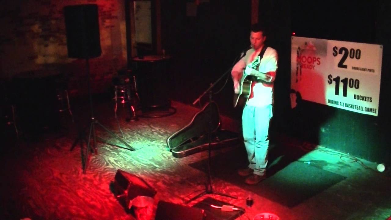 Bob Anonymous Live @ Diamonds - YouTube