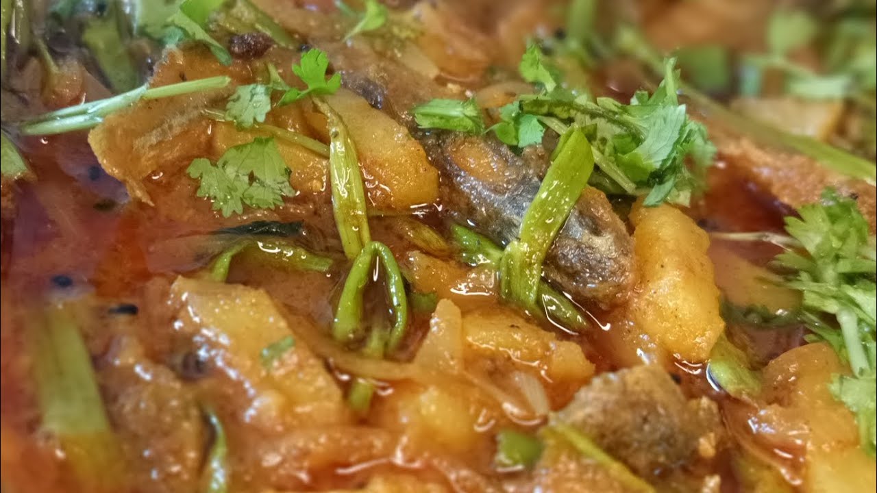 কলমীরডাটা দিয়ে বুজুরী ট্যাঙরার চচ্চড়ি|Kolmir Data diye Bujuri Tangrar ...