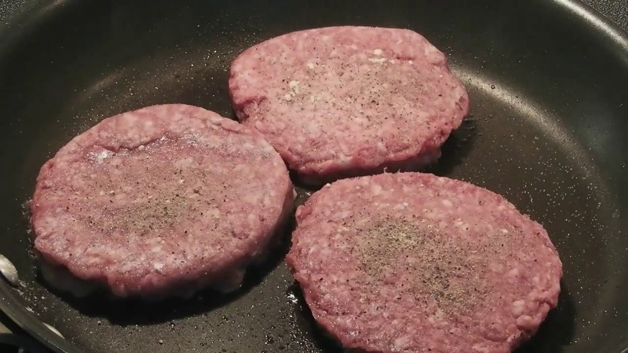 Time Lapse Cooking Hamburger Patties - YouTube
